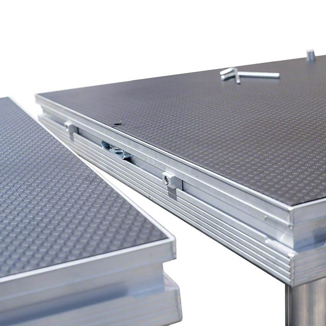 QuickLock MOBILE 6'x6' Drum Riser - 16 High - Industrial Finish